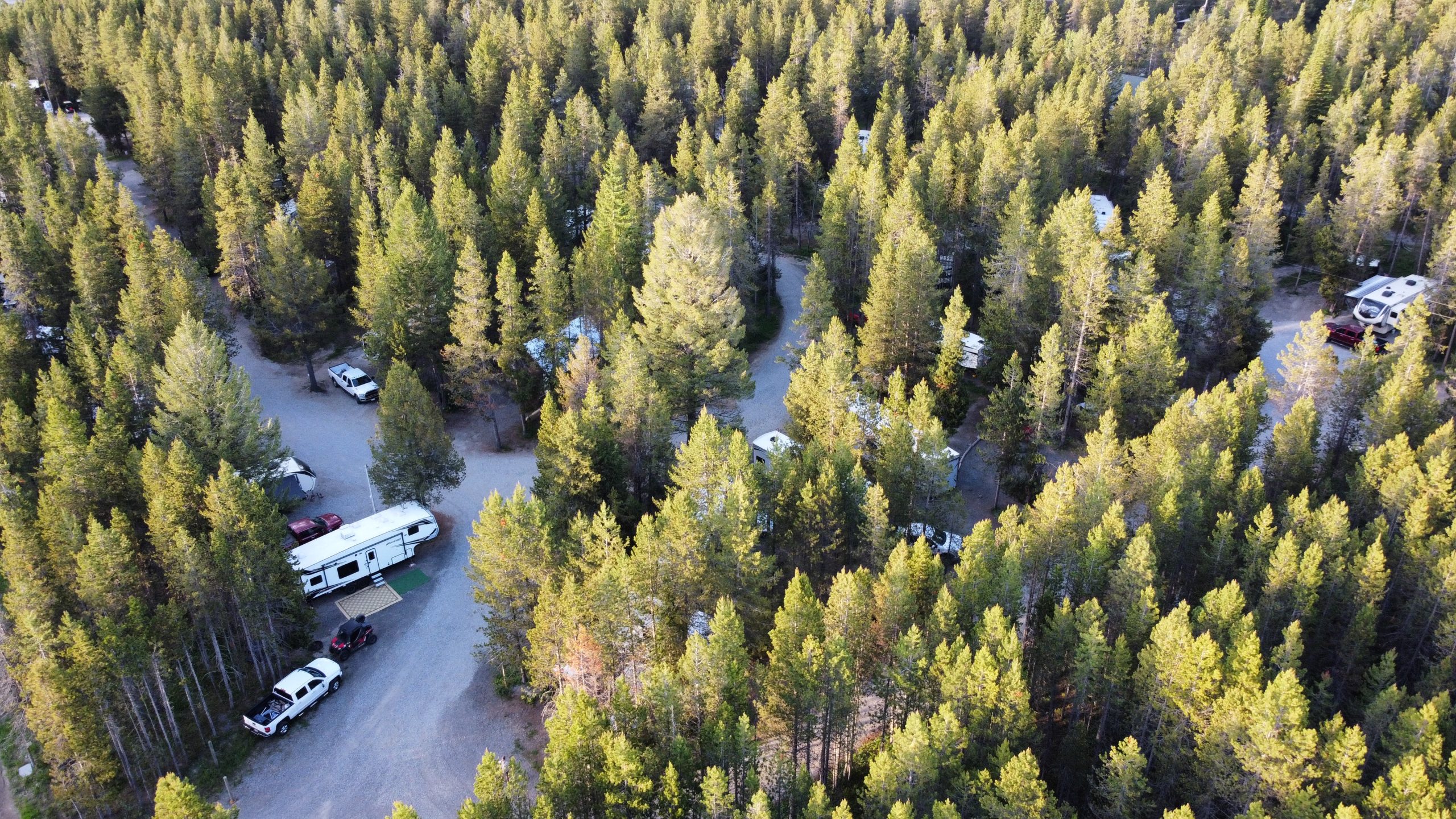Where to Stay Near Yellowstone: Top RV Park Minutes From Yellowstone